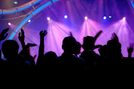 entertainment是什么意思_entertainment的中文翻译_音标_读音_用法_例句_在线英汉翻译 - 给力词典