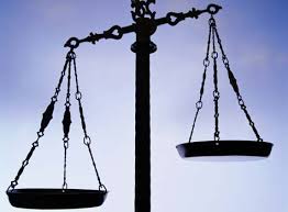 fairness是什么意思_fairness的中文翻译_音标_读音_用法_例句_在线英汉翻译 - 给力词典